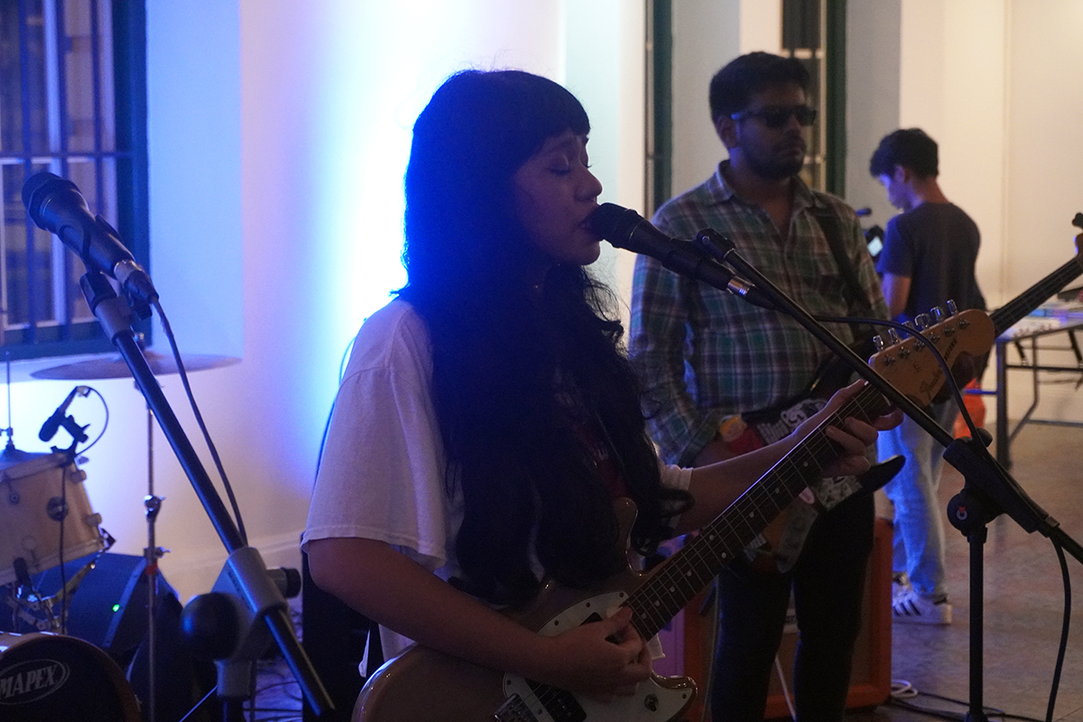 Ledakan Bunyi di Rumah Tangsi: Pelancaran Album Quasssar oleh The ...